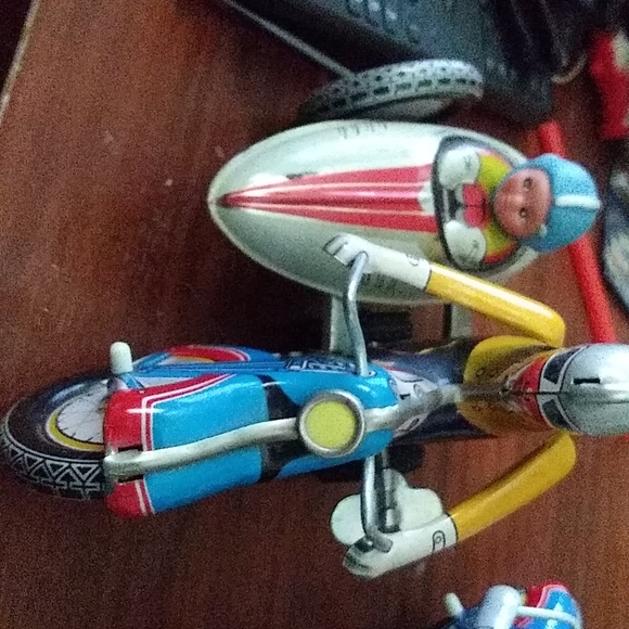 Accessories | Vintage Tin Wind Up Toys | Poshmark